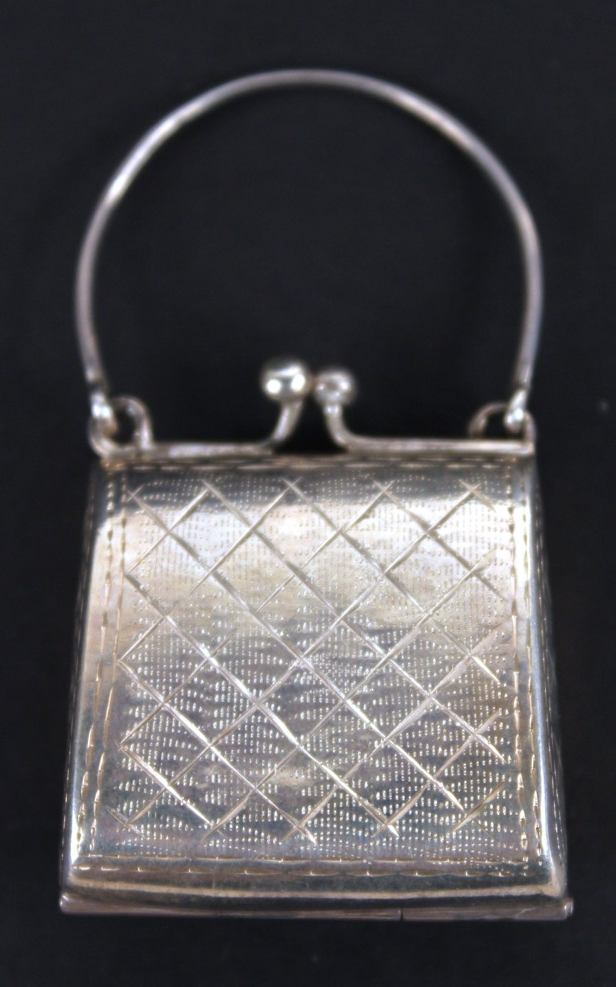 iGavel Auctions: Sterling Silver Purse Form Pendant, 20th C., N2JN